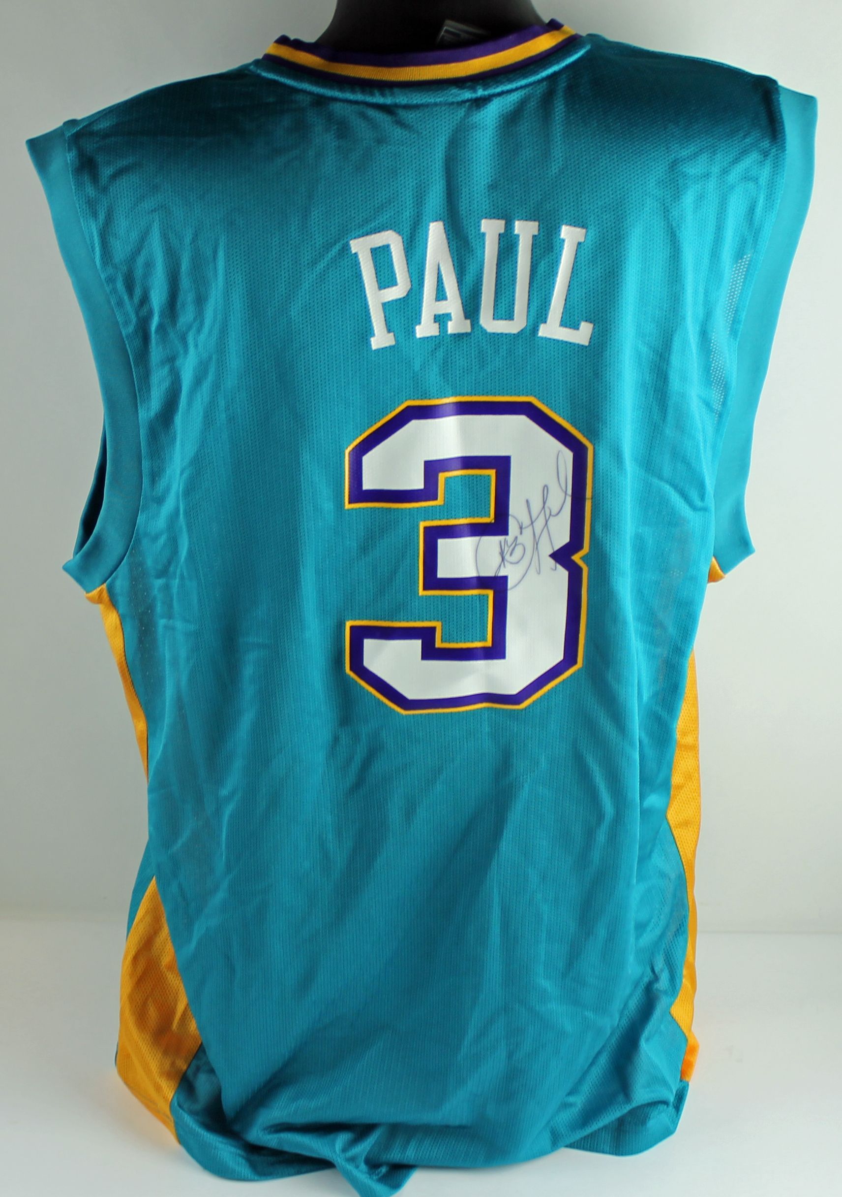 The first-ever showdown between the Charlotte Hornets and New Orleans ...